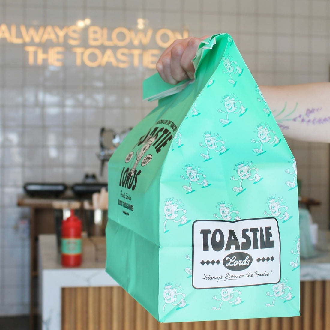 Custom Branding – decent packaging NZ